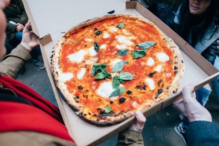 Edinburgh: Cheese Crawl with Local Guide - Why This Tour Works for Different Travelers