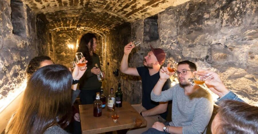 Edinburgh: Harry Potter Walking Tour and Beer Tasting - The Beer Tasting Experience