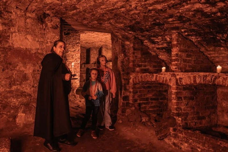 Edinburgh: Kids Multi-Sensory Underground Small-Group Tour - The Guides Make All the Difference
