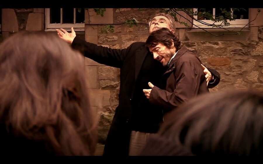 Edinburgh Literary Pub Tour with "Real-Actors" - Who Would Love This Tour?