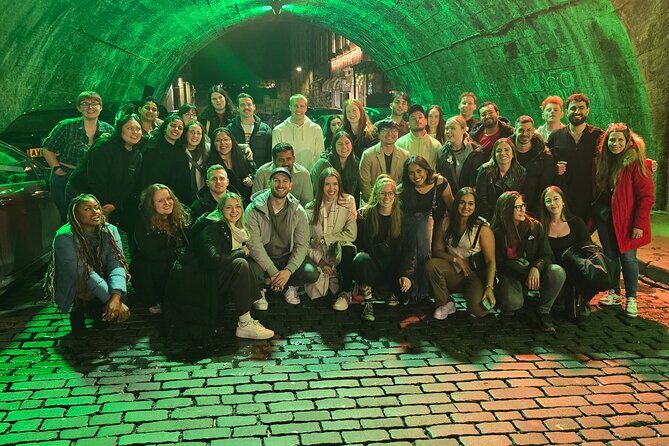 Edinburgh Pub Crawl Free Shots and VIP Entry - Key Points