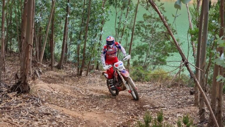 Enduro Ride three hours - Carregado, Lisboa - What’s Included and What’s Not?