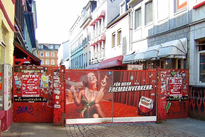 English guided tour Reeperbahn "Red light and Offence" - Practical Tips for Your Reeperbahn Tour