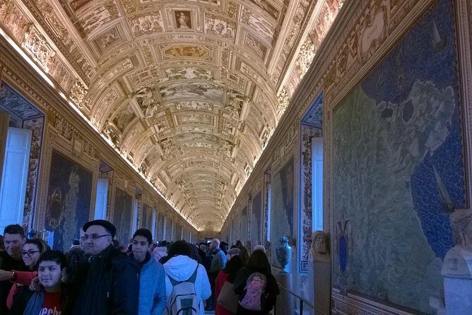 Enjoy Vatican Museums , Sistine Chapel : guided tour - The Experience: What Will You Actually Do?