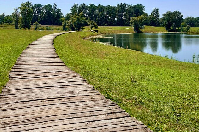 Ex-Yugoslavian "Spomeniks" tour - Transport and Logistics