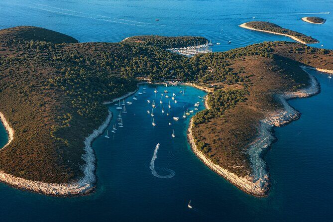 Explore Hvar, Brac and Solta on the Private Boat Trip - Unique Experience - Who Is This Tour Best Suited For?