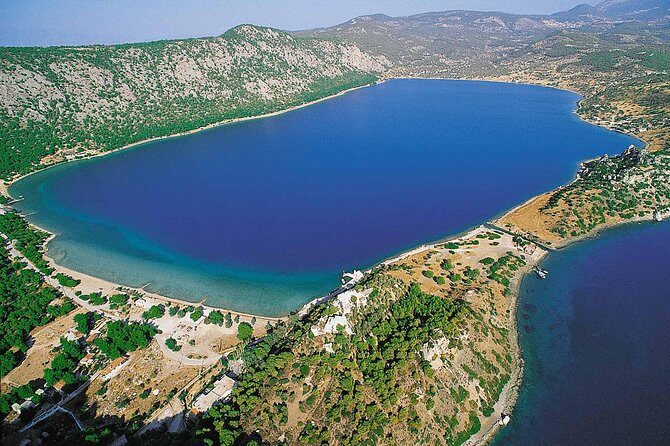 Explore Loutraki & Lake Vouliagmeni: Nature and Relaxation - Who Will Love This Tour?