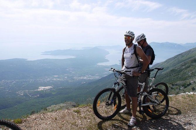 Express Cable Car ascent & 25Turns Epic Bike Descent. - What the Reviews Say