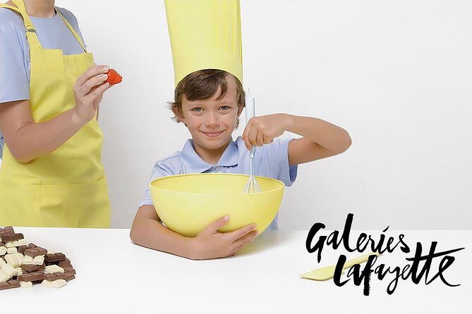 Family experience-Macaron Bakery Class at Galeries Lafayette - An In-depth Look at the Macaron Baking Class