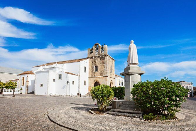 Faro Private Walking Tour: Uncovering its Architectural Legacy - Exploring Faro’s Architectural Highlights