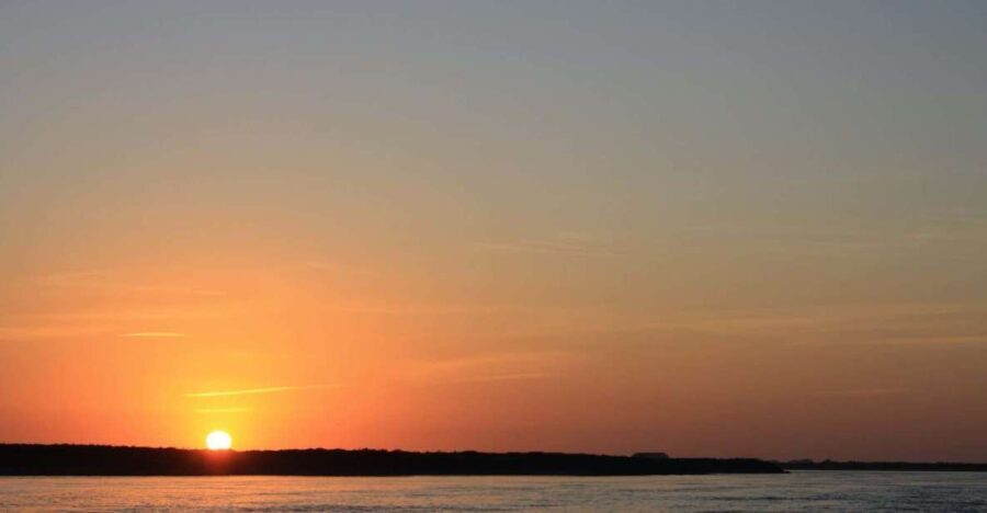 Faro: Ria Formosa Guided Sunset Tour by Catamaran - The Catamaran Experience