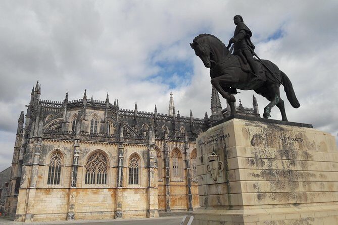 Fátima, Batalha, Nazaré and Óbidos day Tour - Real Guest Experiences