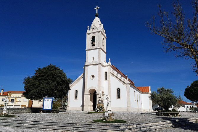 Fatima, shown by a local. - The Itinerary in Detail