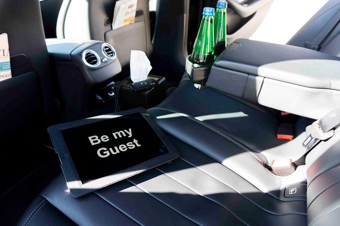 First class Warsaw Airport Transfer (WAW) - The Booking Process and Inclusions