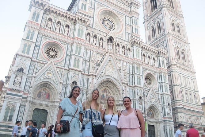 Florence by night with aperitivo - Why This Tour Works Well