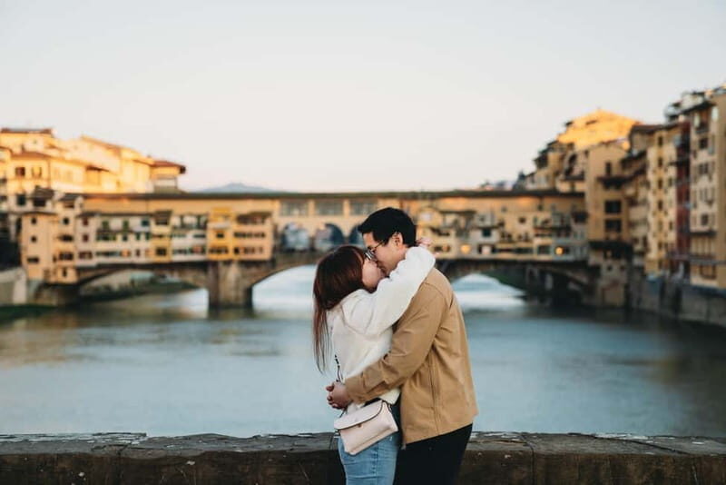 Florence: Classics Photoshoot with Ponte Vecchio Bridge - Authenticity and Value