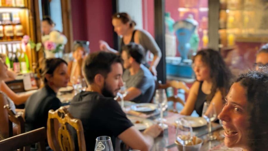 Florence Crimes, Murders & Ghosts Walking Tour with Tastings - FAQ