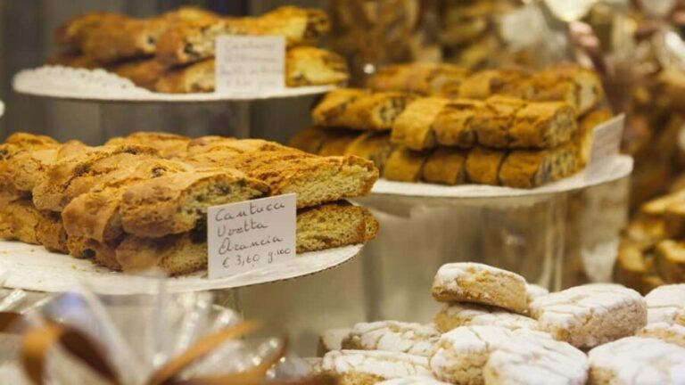 Florence Foodies Tour: Savor Tuscan Flavors & Fine Wine - What to Expect During the Tour