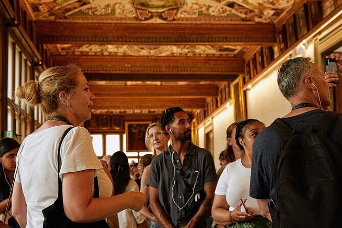 Florence Super Saver: Combined Accademia Gallery and Uffizi Tour - The Practical Side: Comfort, Timing, and Group Size
