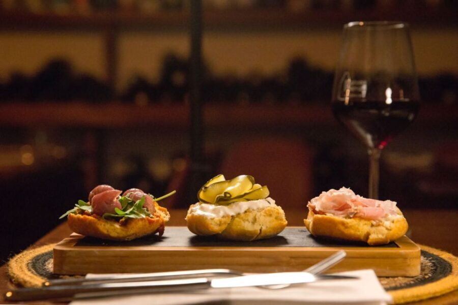 Foggia 2-Hours Private Gourmet Wine Tour with Tastings - Who Should Consider This Tour?