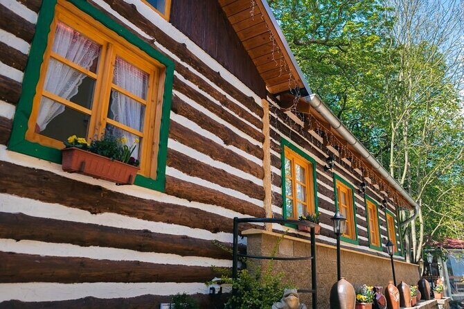 Folk Dinner Experience in Prague with Transportation - A Well-Balanced Experience