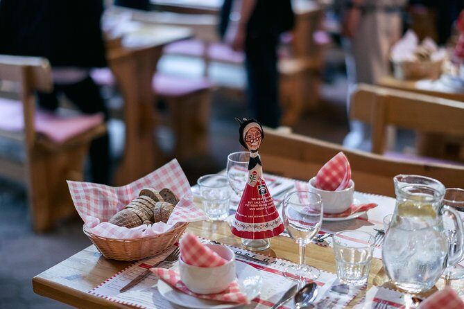 Folklore Evening with Music and Dinner - How the Tour Compares With Similar Experiences