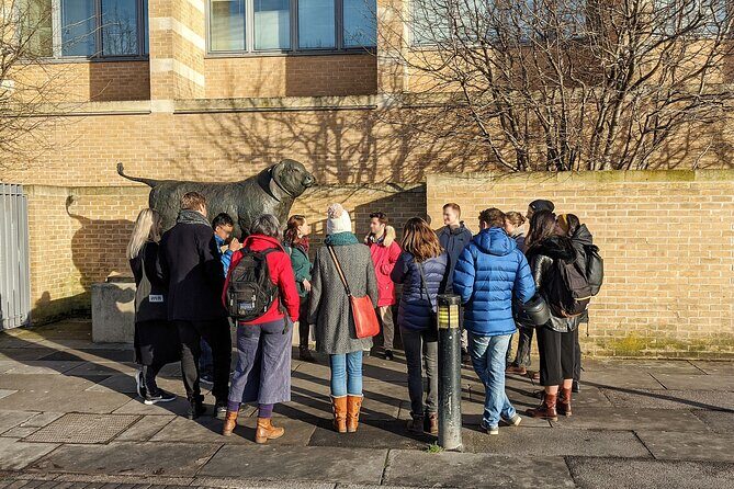 Follow the Money Tour  by Uncomfortable Oxford - What’s the Tour Like in Practice?