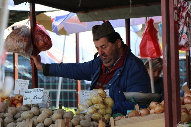 Food Tasting at Locals Favorite Farmers Market in Belgrade - What Makes This Tour Stand Out?
