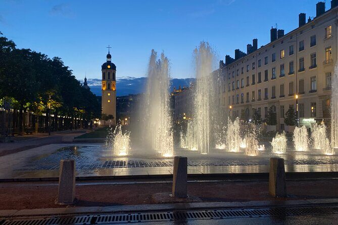 Food Tour by night - The Experience: What Travelers Can Expect