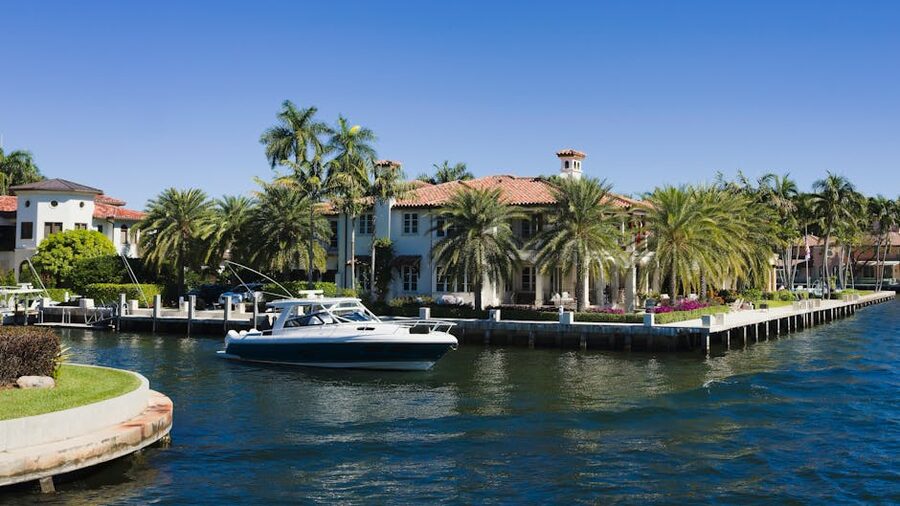 Waterfront mansions along Millionaires Row in Fort Lauderdale