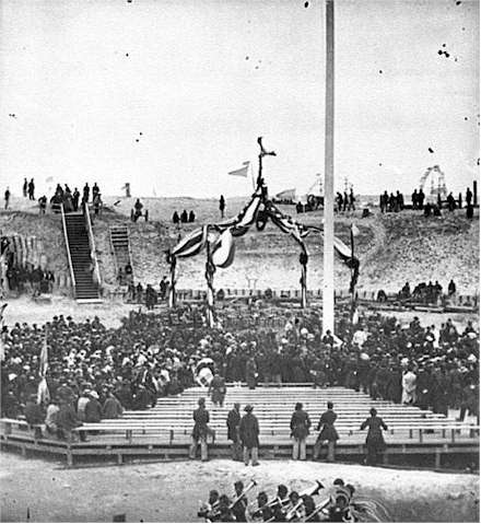 Union flag raising at Fort Sumter in 1865
