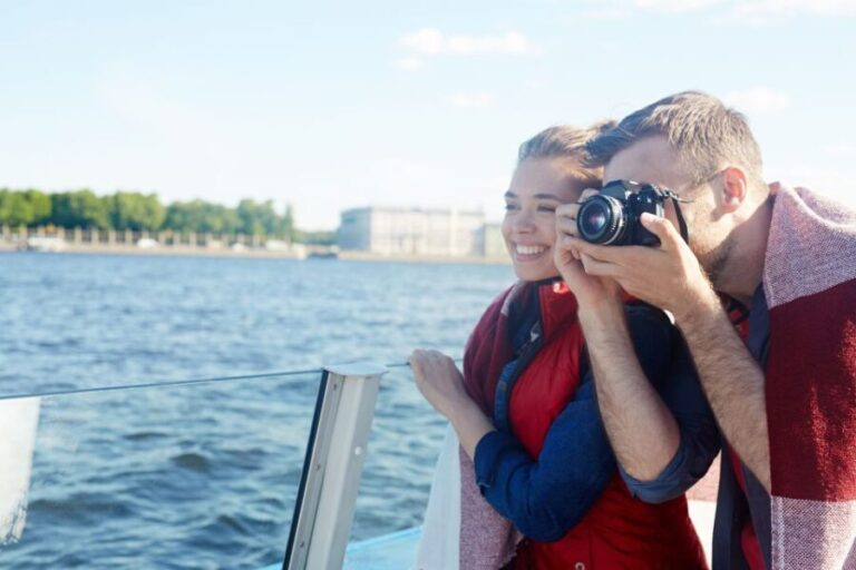 Frankfurt: Private Walking Tour with Relaxing Cruise - What Makes This Tour Truly Valuable