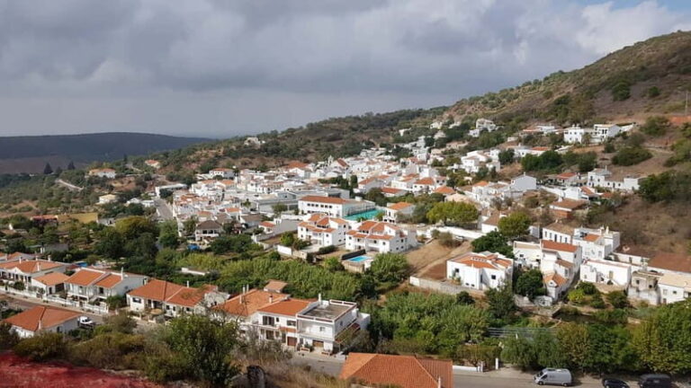 From Albufeira: Algarve Countryside Tour with Lunch - Authenticity and Cultural Insights