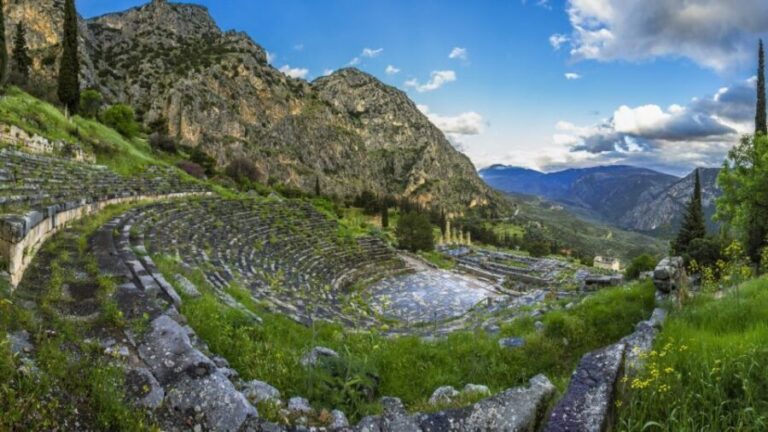 From Athens: Full-Day Delphi  Thermopylae Excursion - Transportation, Timing, and Group Size