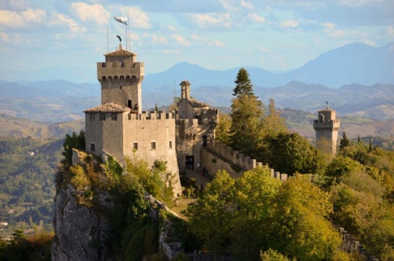 From Bologna: Private San Marino Day Tour with Lunch - Price and Value