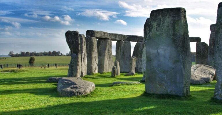 From Cambridge: Guided Day Tour to Bath and Stonehenge - Authentic Insights from Reviews