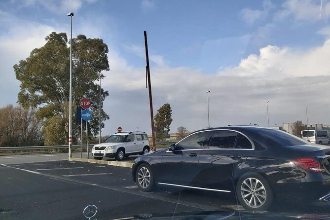 From Civitavecchia to Rome Transfers - The Vehicle and Comfort