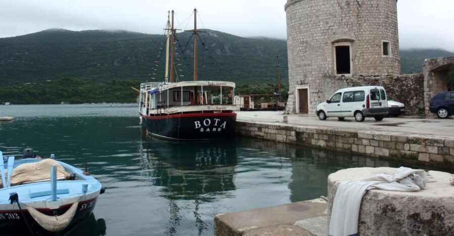 From Dubrovnik: Mali Ston Oyster Paradise Tour with Transfer - Who Should Book This Tour?