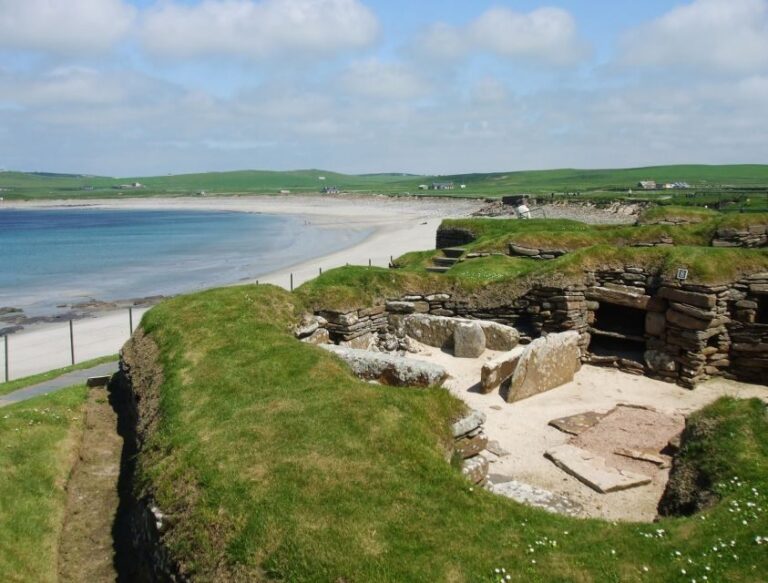 From Edinburgh: Orkney, Skye and the Far North 8 Day Tour - Highland Highlights: Glen Coe, Ben Nevis, and Fort William