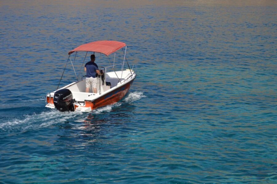 From Hora Sfakion: Private Boat Rental for Day Cruising - Who Is This Tour Best For?