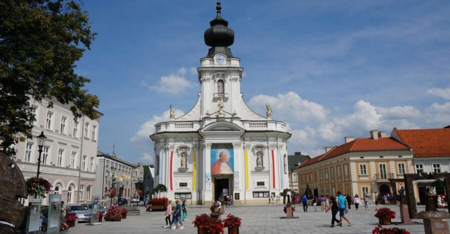 From Krakow: Full-Day Wadowice & Czestochowa Tour - A Deep Dive into the Experience