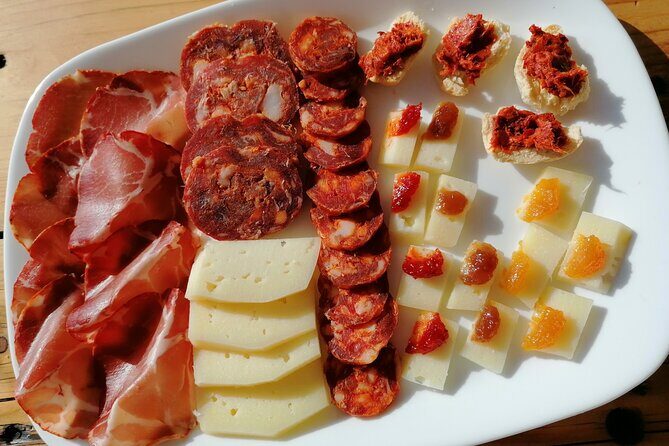 From land to oil with Calabrese tasting - Discovering the Oil-Making Process