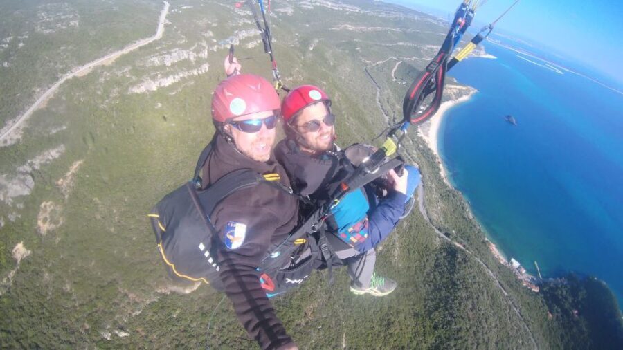 From Lisbon: Paragliding Flight with Transfers - What the Flight Feels Like