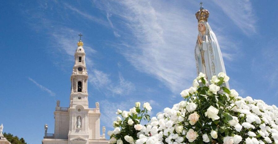 From Lisbon: Shared Tour to Fátima, Óbidos, Batalha e Nazaré - The Practicalities