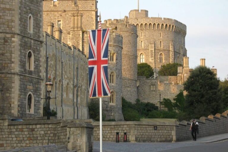 From London: Stonehenge, Windsor, and Bath Small Group Tour - Detailed Breakdown of Each Stop