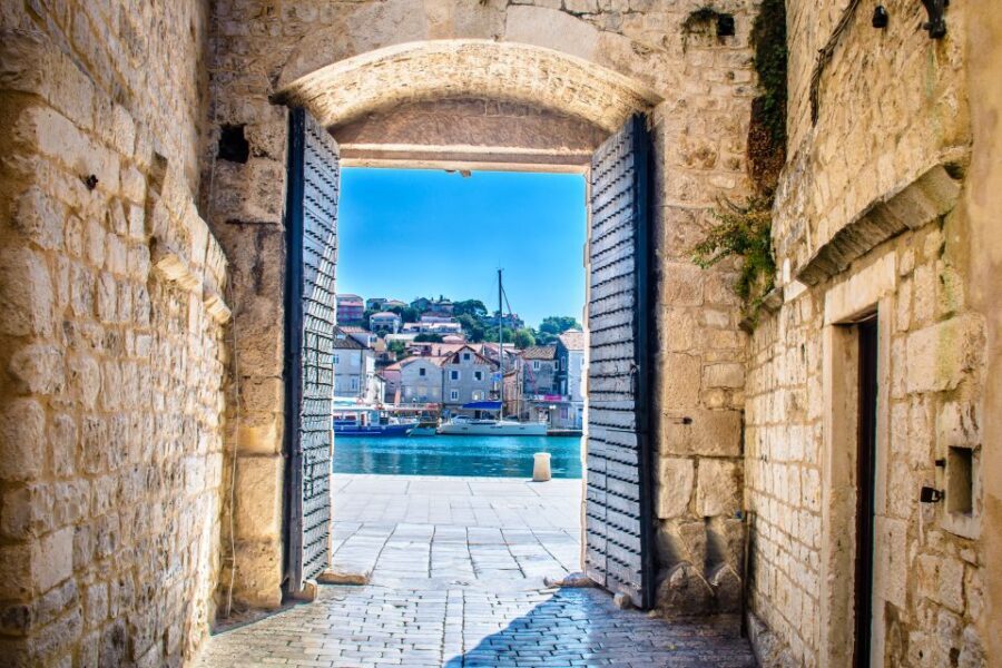 From Makarska Riviera: Full-Day Split & Trogir Tour - Practical Details and Insights