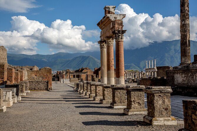 From Naples: Private Tour Pompei and Sorrento with lunch - Who Should Consider This Tour?