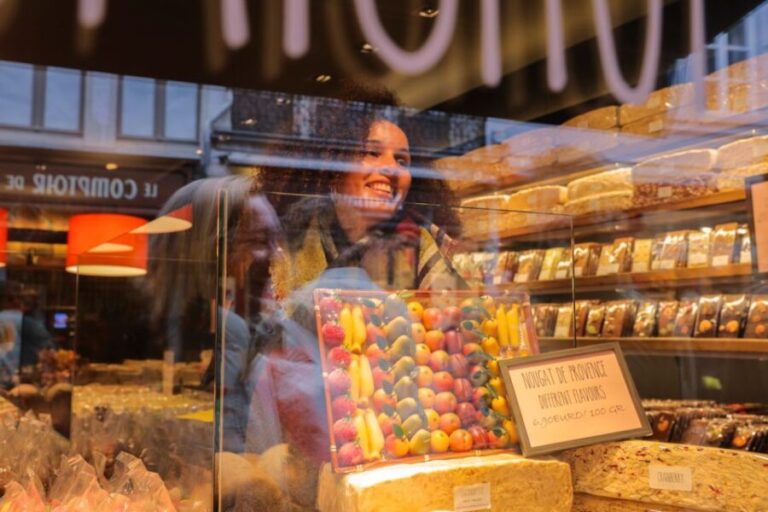 From Paris: Bruges Guided Tour with Hotel Pickup - What to Expect From the Tour