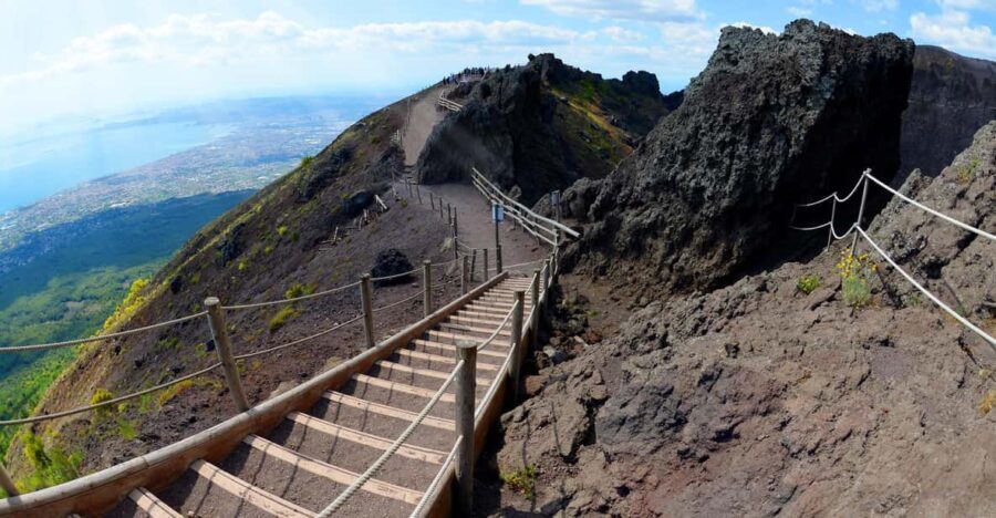 From Pompeii: Mont Vesuvius excursion - What’s Included and What’s Not