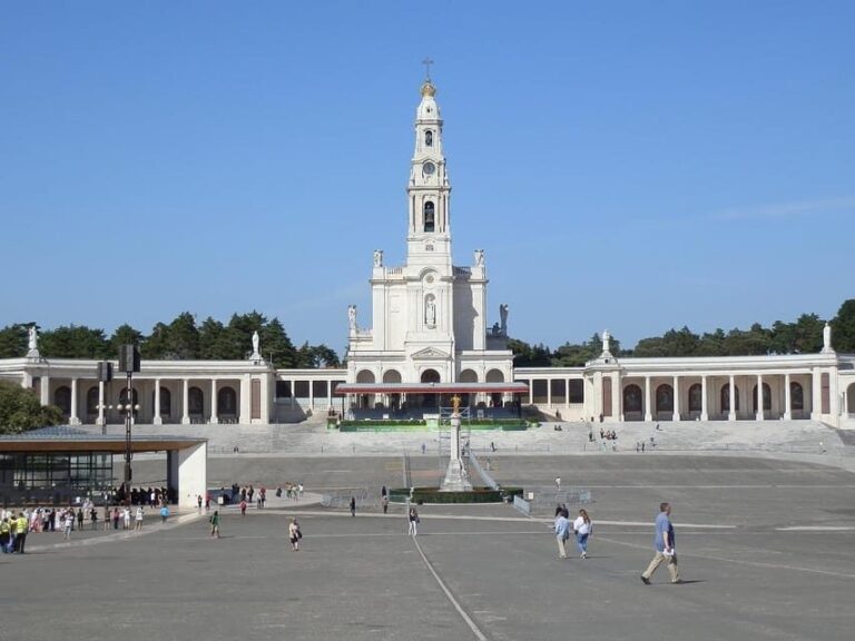 From Porto: Fátima and Coimbra Tour - What’s Included and What’s Not
